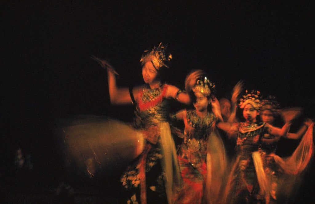 Color Asia | Ernst Haas